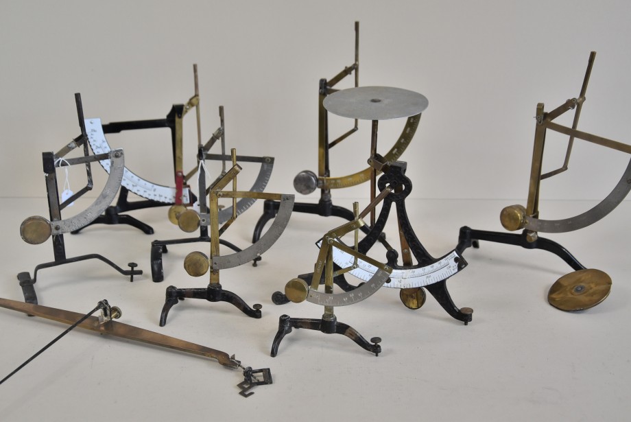 Verzameling brievenwegers - Veiling van mooie antiek en authentieke ...