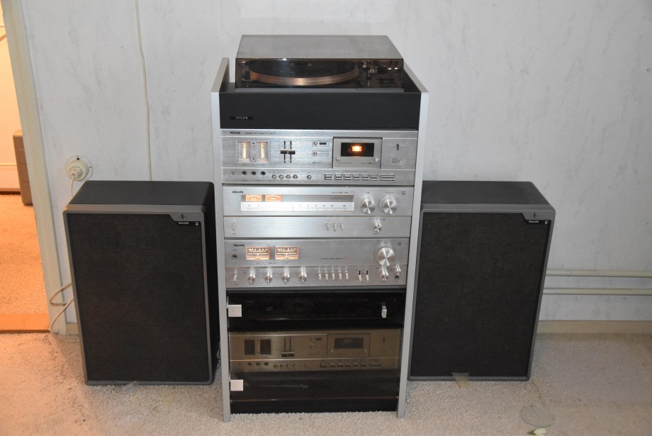 Vintage stereo installatie - Online veiling van inboedel met antiek en ...